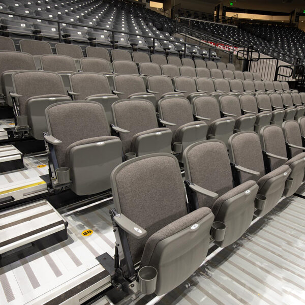Quattro Telescopic Seating for Retractable Platforms
