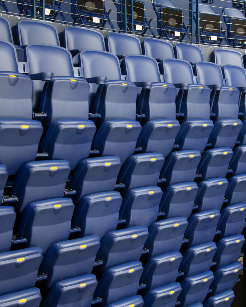 Quattro Telescopic Seating for Retractable Platforms